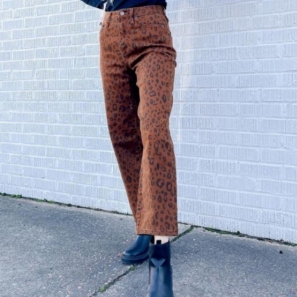 Universal Thread | Jeans | Universal Thread Leopard Print Denim Jeans ...
